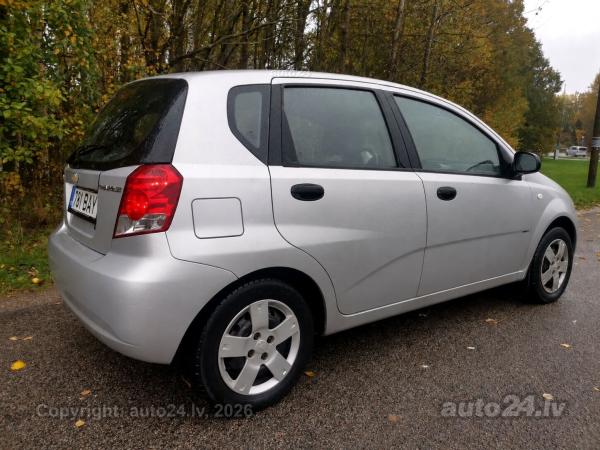 Chevrolet Aveo 2008 Tartu vietnē Melns Chevrolet Aveo 2008 Tartu, ar dzinēja tilpumu 1.40 L un nobraukumu 167 tūkst. km par 790 €, foto 5 vietnē AUTOMOTO.COM.LV