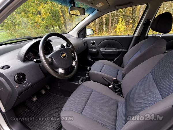 Chevrolet Aveo 2008 Tartu vietnē Melns Chevrolet Aveo 2008 Tartu, ar dzinēja tilpumu 1.40 L un nobraukumu 167 tūkst. km par 790 €, foto 6 vietnē AUTOMOTO.COM.LV