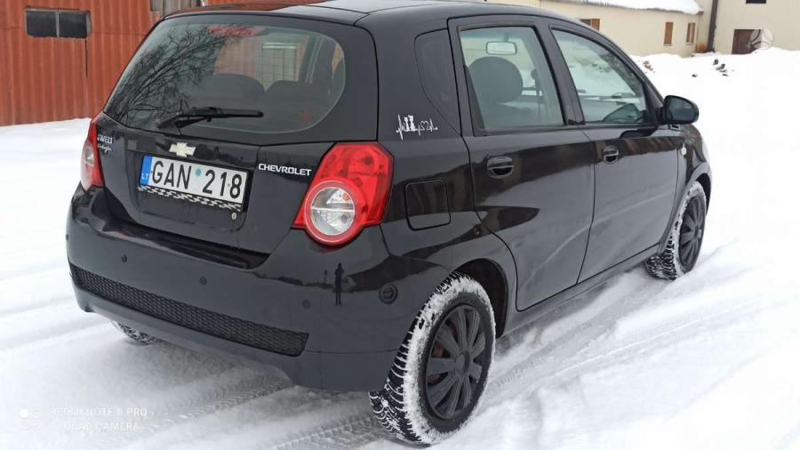 Black Chevrolet Aveo 2009 in Pakruojis, with an engine capacity of 1.20 L and mileage of 159 thousand km for 1450 €, photo 7 on AUTOMOTO.COM.LV