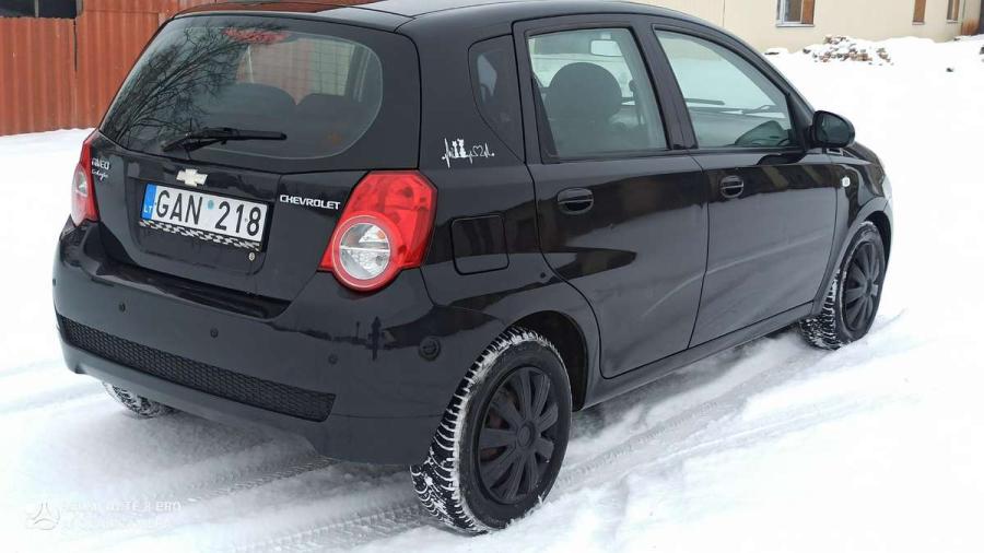 Black Chevrolet Aveo 2009 in Pakruojis, with an engine capacity of 1.20 L and mileage of 159 thousand km for 1450 €, photo 11 on AUTOMOTO.COM.LV