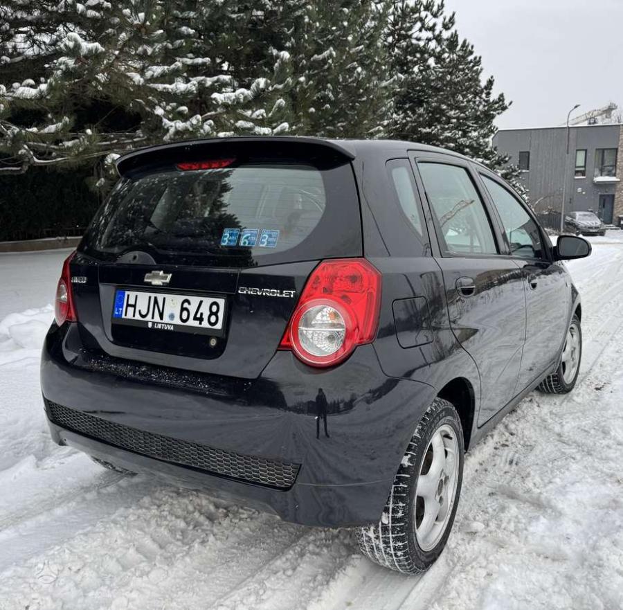 Melns Chevrolet Aveo 2009 Viļņa, ar dzinēja tilpumu 1.40 L un nobraukumu 180 tūkst. km par 2350 €, foto 9 vietnē AUTOMOTO.COM.LV