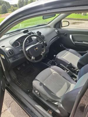 Melns Chevrolet Aveo 2009 Šauļi, ar dzinēja tilpumu 1.21 L un nobraukumu 174 tūkst. km par 1350 €, foto 5 vietnē AUTOMOTO.COM.LV