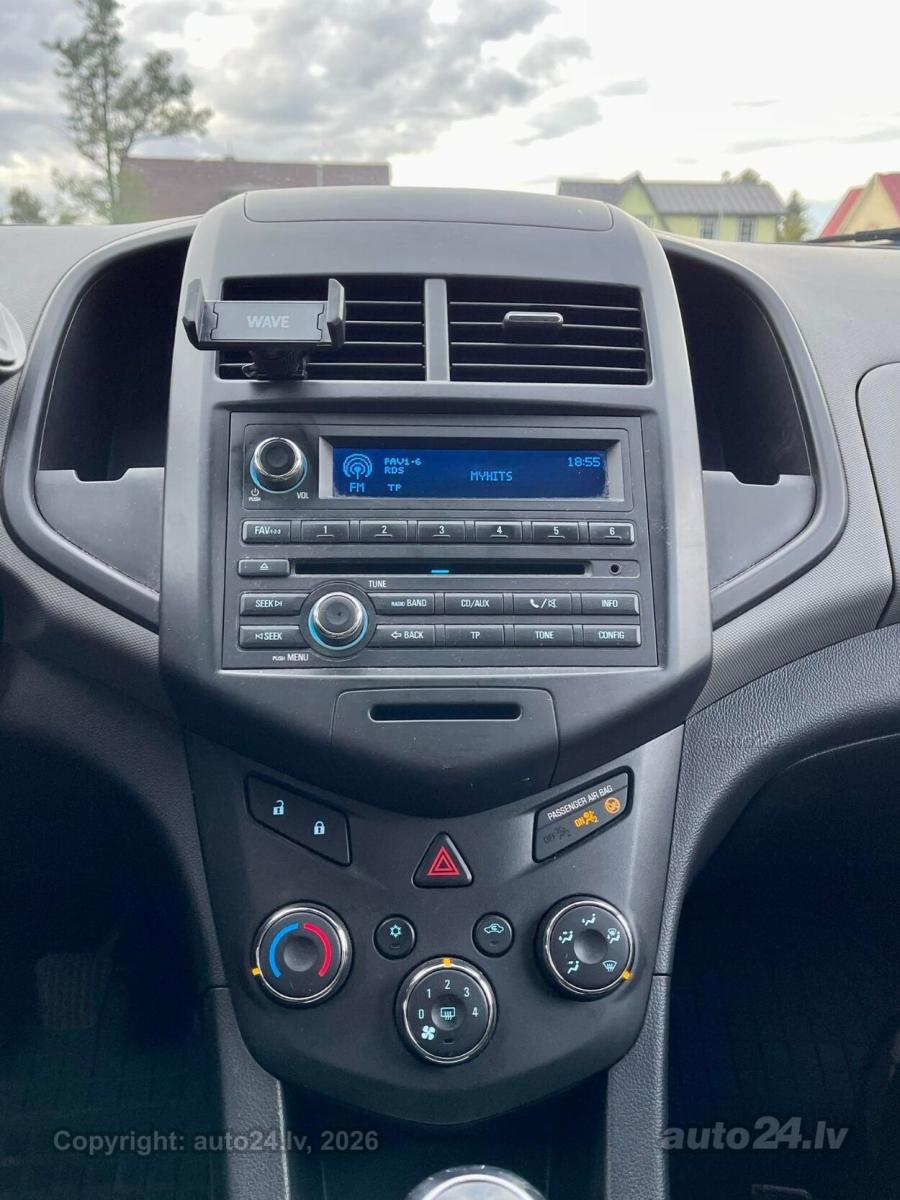 Black Chevrolet Aveo 2012 in Tallinn, with an engine capacity of 1.20 L and mileage of 224 thousand km for 2190 €, photo 7 on AUTOMOTO.COM.LV