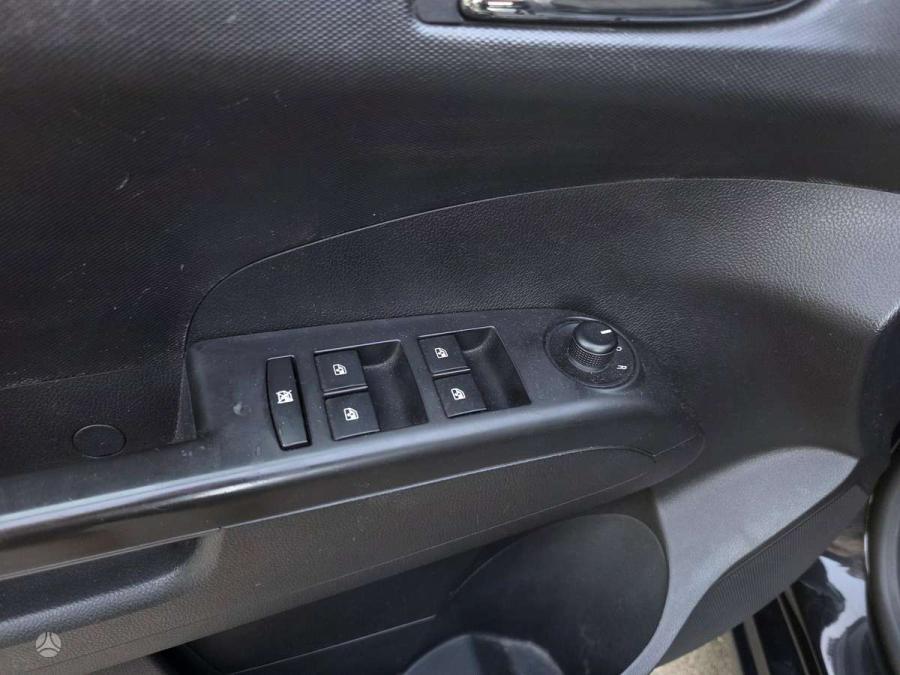 Melns Chevrolet Aveo 2012 Radviliškis, ar dzinēja tilpumu 1.40 L un nobraukumu 114 tūkst. km par 3400 €, foto 18 vietnē AUTOMOTO.COM.LV