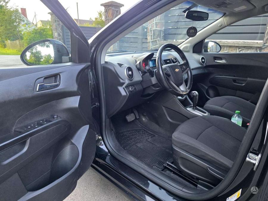 Melns Chevrolet Aveo 2012 Radviliškis, ar dzinēja tilpumu 1.40 L un nobraukumu 114 tūkst. km par 3400 €, foto 21 vietnē AUTOMOTO.COM.LV