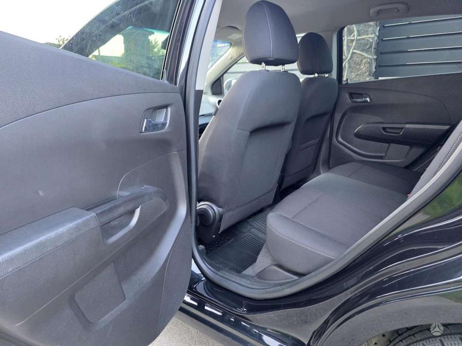 Melns Chevrolet Aveo 2012 Radviliškis, ar dzinēja tilpumu 1.40 L un nobraukumu 114 tūkst. km par 3400 €, foto 22 vietnē AUTOMOTO.COM.LV