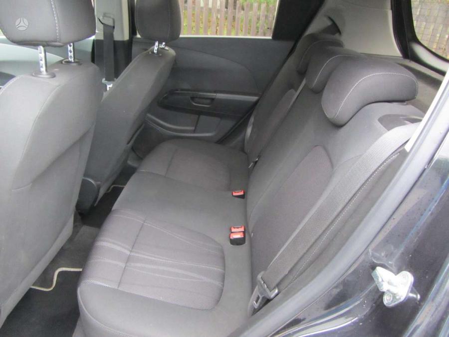 Black Chevrolet Aveo 2012 in Taurage, with an engine capacity of 1.25 L and mileage of 240 thousand km for 2800 €, photo 9 on AUTOMOTO.COM.LV
