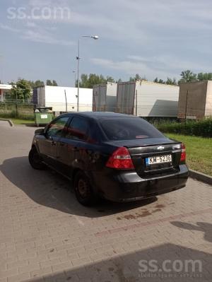 Black Chevrolet Aveo 2008 in Riga, with an engine capacity of 1.40 L and mileage of 203 thousand km for 680 €, photo 3 on AUTOMOTO.COM.LV