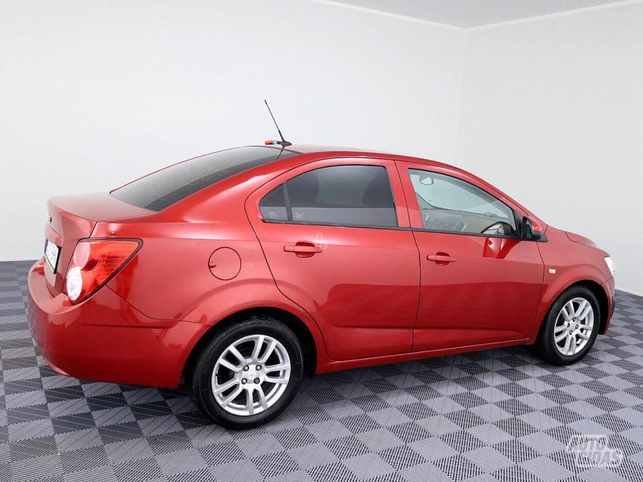 Melns Chevrolet Aveo 2012 Tallina, ar dzinēja tilpumu 1.40 L un nobraukumu 249 tūkst. km par 1299 €, foto 3 vietnē AUTOMOTO.COM.LV