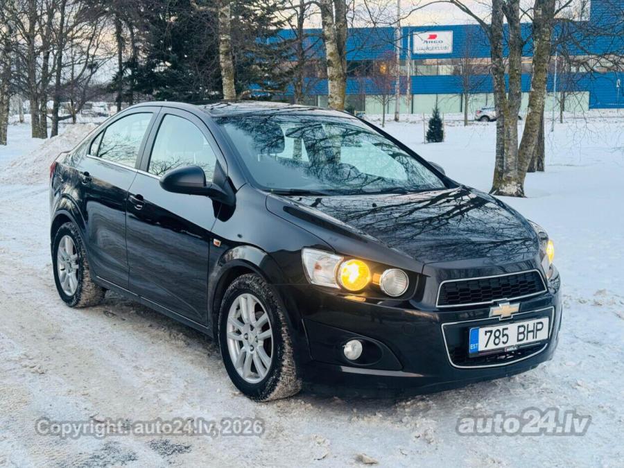Black Chevrolet Aveo 2012 in Tallinn, with an engine capacity of 1.40 L and mileage of 318 thousand km for 1990 €, photo 1 on AUTOMOTO.COM.LV