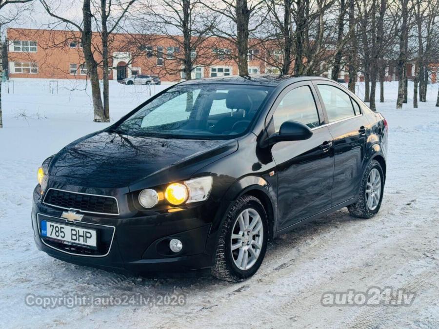 Black Chevrolet Aveo 2012 in Tallinn, with an engine capacity of 1.40 L and mileage of 318 thousand km for 1990 €, photo 6 on AUTOMOTO.COM.LV