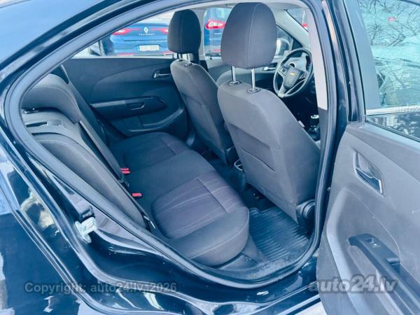 Melns Chevrolet Aveo 2012 Tallina, ar dzinēja tilpumu 1.40 L un nobraukumu 318 tūkst. km par 1990 €, foto 11 vietnē AUTOMOTO.COM.LV