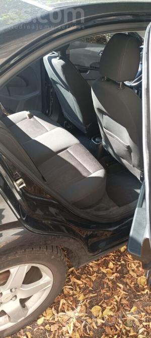 Melns Chevrolet Aveo 2013 Rīga, ar dzinēja tilpumu 1.40 L un nobraukumu 228 tūkst. km par 1999 €, foto 8 vietnē AUTOMOTO.COM.LV