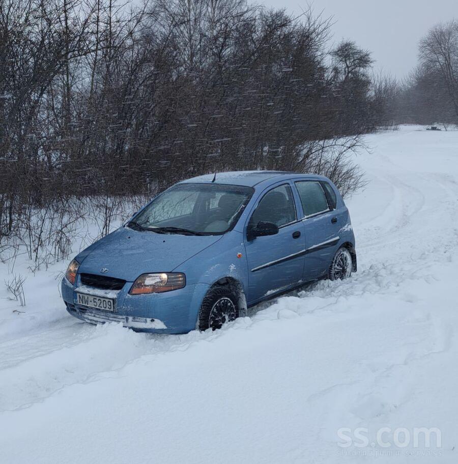 Zils Chevrolet Aveo 2003 Rīga, ar dzinēja tilpumu 1.40 L un nobraukumu 213 tūkst. km par 900 €, foto 11 vietnē AUTOMOTO.COM.LV