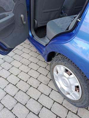 Zils Chevrolet Aveo 2005 Narva-Jēsū, ar dzinēja tilpumu 0.00 L un nobraukumu 141 tūkst. km par 800 €, foto 25 vietnē AUTOMOTO.COM.LV