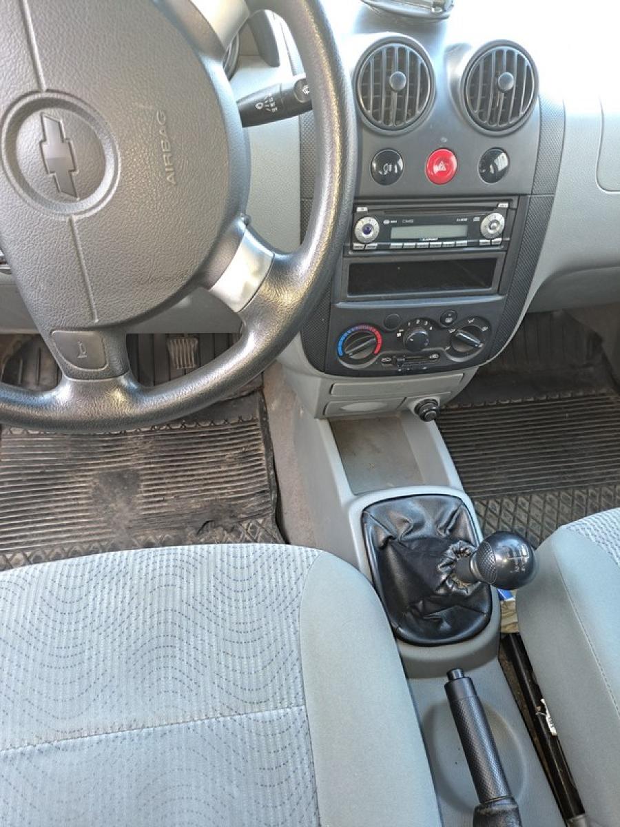 Zils Chevrolet Aveo 2005 Narva-Jēsū, ar dzinēja tilpumu 0.00 L un nobraukumu 141 tūkst. km par 800 €, foto 26 vietnē AUTOMOTO.COM.LV
