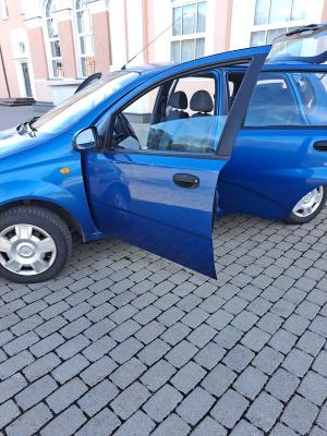 Zils Chevrolet Aveo 2005 Narva-Jēsū, ar dzinēja tilpumu 0.00 L un nobraukumu 141 tūkst. km par 800 €, foto 30 vietnē AUTOMOTO.COM.LV