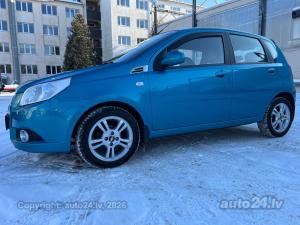 Zils Chevrolet Aveo 2008 Narva, ar dzinēja tilpumu 1.40 L un nobraukumu 61 tūkst. km par 1499 €, foto 30 vietnē AUTOMOTO.COM.LV