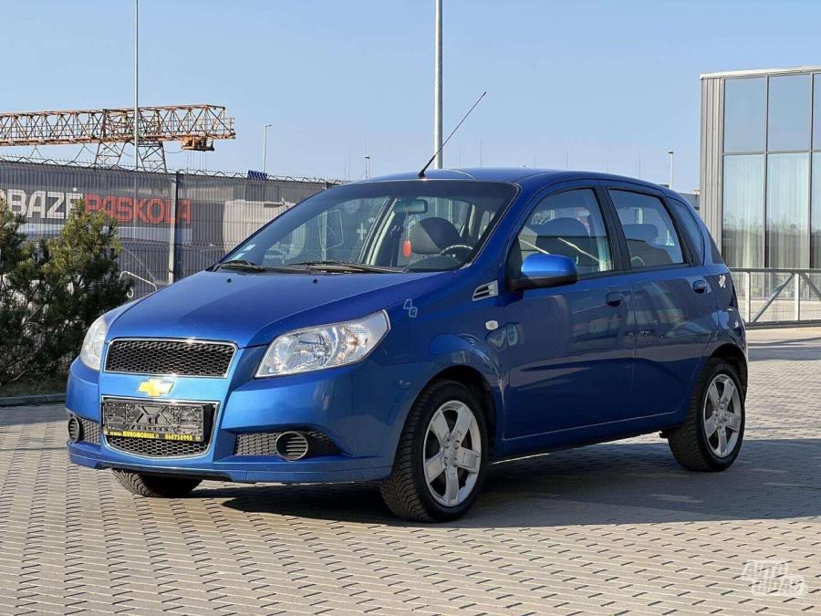 Blue Chevrolet Aveo 2010 in Siauliai, with an engine capacity of 1.20 L and mileage of 145 thousand km for 2800 €, photo 1 on AUTOMOTO.COM.LV