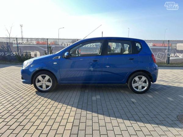 Blue Chevrolet Aveo 2010 in Siauliai, with an engine capacity of 1.20 L and mileage of 145 thousand km for 2800 €, photo 5 on AUTOMOTO.COM.LV