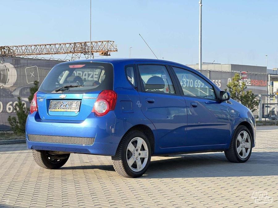 Blue Chevrolet Aveo 2010 in Siauliai, with an engine capacity of 1.20 L and mileage of 145 thousand km for 2800 €, photo 8 on AUTOMOTO.COM.LV