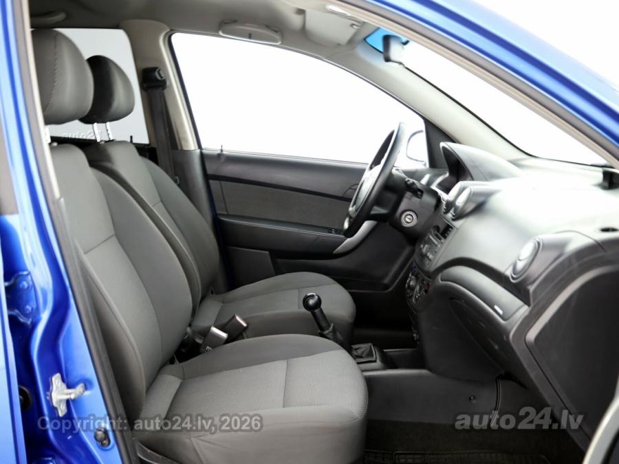 Zils Chevrolet Aveo 2010 Tallina, ar dzinēja tilpumu 1.20 L un nobraukumu 259 tūkst. km par 1499 €, foto 7 vietnē AUTOMOTO.COM.LV