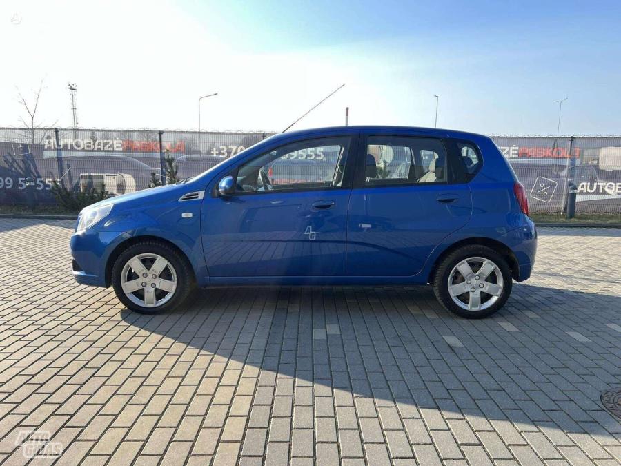 Zils Chevrolet Aveo 2010 Šauļi, ar dzinēja tilpumu 1.20 L un nobraukumu 145 tūkst. km par 2600 €, foto 5 vietnē AUTOMOTO.COM.LV