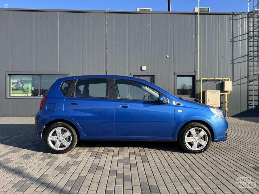 Zils Chevrolet Aveo 2010 Šauļi, ar dzinēja tilpumu 1.20 L un nobraukumu 145 tūkst. km par 2600 €, foto 6 vietnē AUTOMOTO.COM.LV