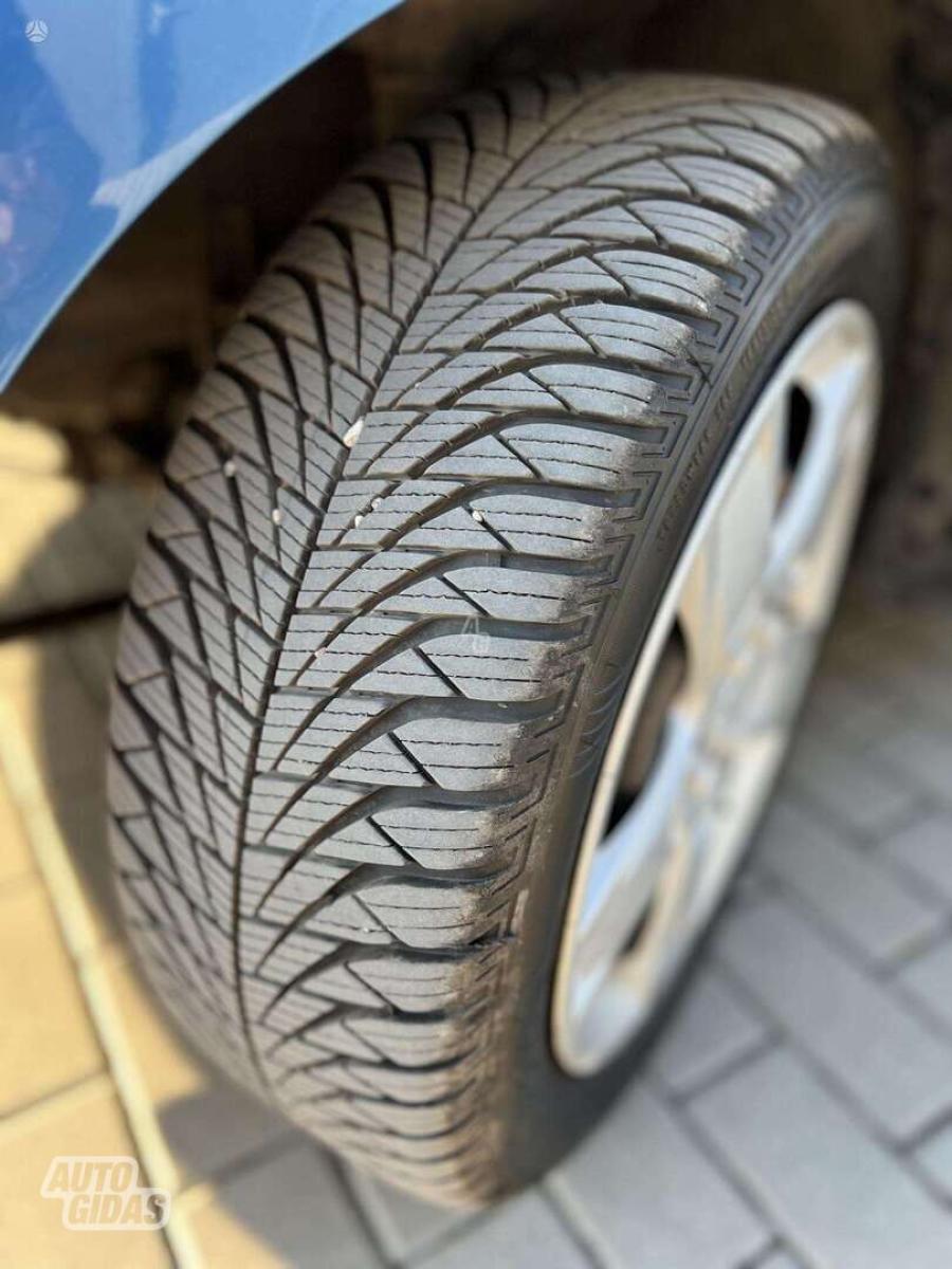 Zils Chevrolet Aveo 2010 Šauļi, ar dzinēja tilpumu 1.20 L un nobraukumu 145 tūkst. km par 2600 €, foto 12 vietnē AUTOMOTO.COM.LV