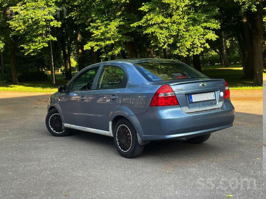 Zils Chevrolet Aveo 2006 Rīga, ar dzinēja tilpumu 1.40 L un nobraukumu 245 tūkst. km par 230 €, foto 4 vietnē AUTOMOTO.COM.LV