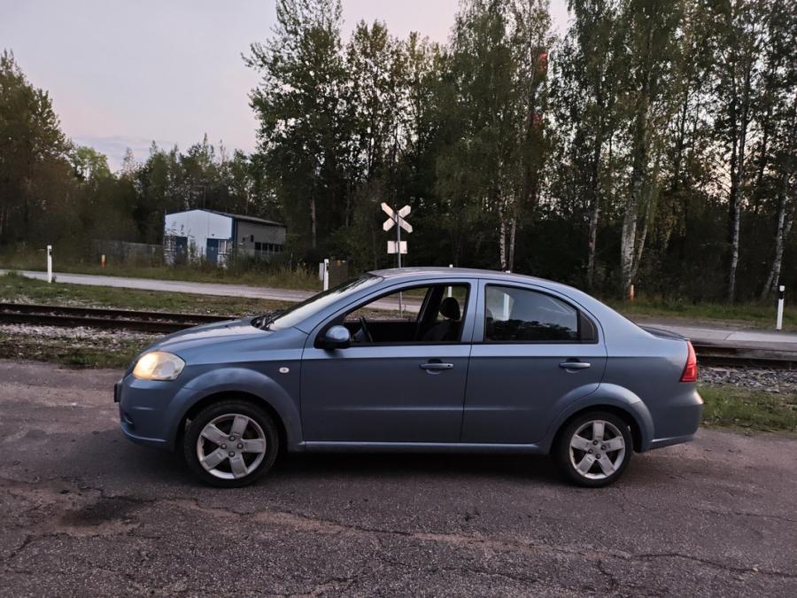 Blue Chevrolet Aveo 2006 in Kohtla-Jarve, with an engine capacity of 0.00 L and mileage of 148 thousand km for 700 €, photo 10 on AUTOMOTO.COM.LV