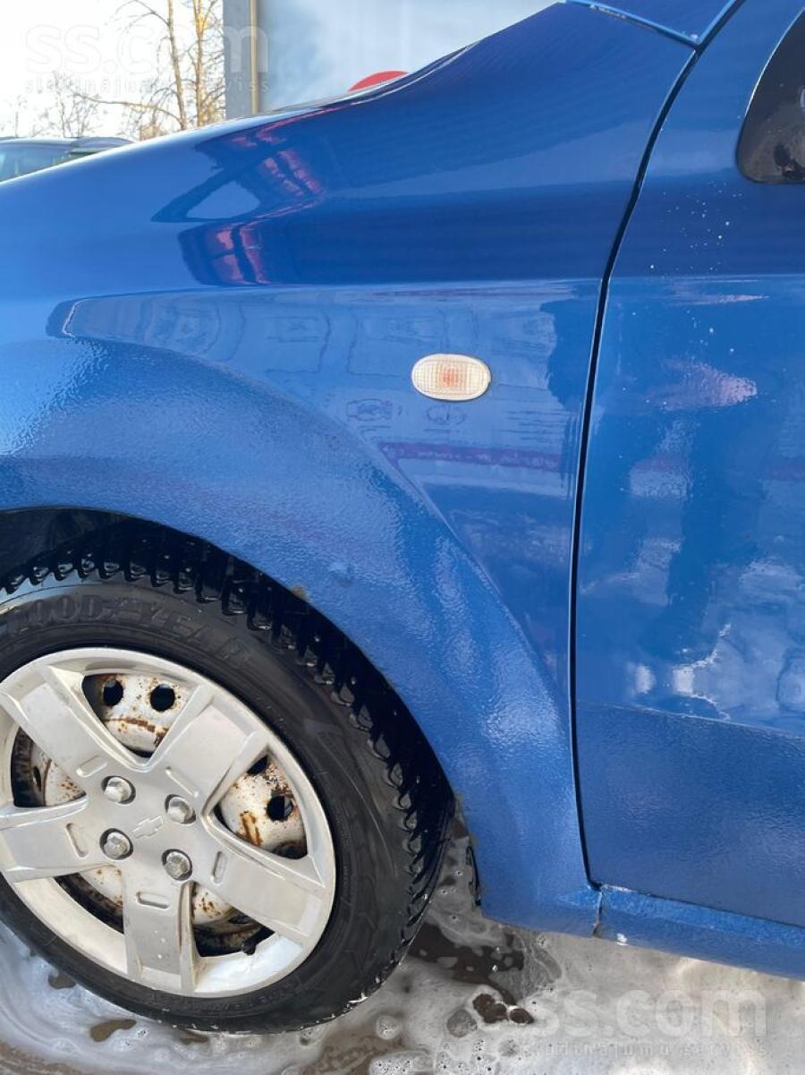 Blue Chevrolet Aveo 2007 in Ogre, with an engine capacity of 1.40 L and mileage of 218 thousand km for 500 €, photo 4 on AUTOMOTO.COM.LV