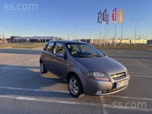 Серый Шевроле Авео 2005 в Рига, объемом двигателя 1.40 л и пробегом 145 тыс. км за 1200 €, фото 4 на AUTOMOTO.COM.LV