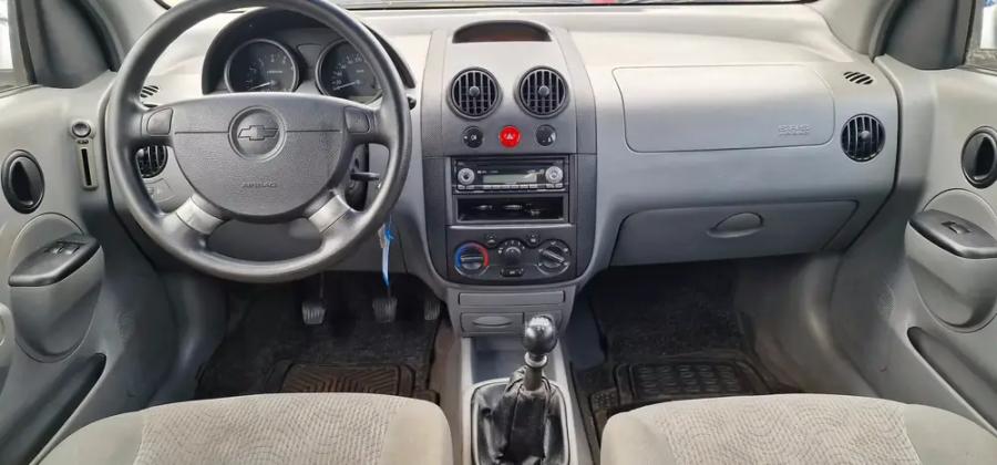 Grey Chevrolet Aveo 2005 in Valmiera, with an engine capacity of 1.40 L and mileage of 167 thousand km for 850 €, photo 8 on AUTOMOTO.COM.LV