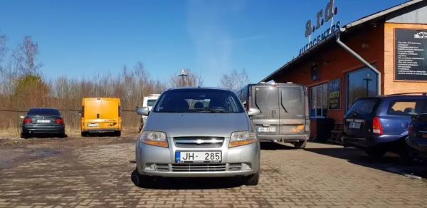 Серый Шевроле Авео 2005 в Валмиера, объемом двигателя 1.40 л и пробегом 155 тыс. км за 1000 €, фото 8 на AUTOMOTO.COM.LV