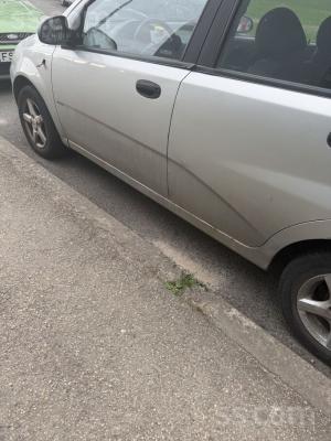 Pelēks Chevrolet Aveo 2006 Rīga, ar dzinēja tilpumu 1.40 L un nobraukumu 287 tūkst. km par 600 €, foto 3 vietnē AUTOMOTO.COM.LV