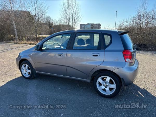 Pelēks Chevrolet Aveo 2007 Tallina, ar dzinēja tilpumu 1.40 L un nobraukumu 138 tūkst. km par 1990 €, foto 3 vietnē AUTOMOTO.COM.LV