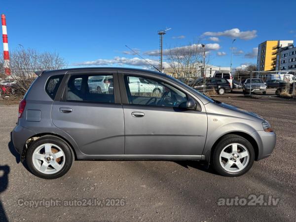 Pelēks Chevrolet Aveo 2007 Tallina, ar dzinēja tilpumu 1.40 L un nobraukumu 138 tūkst. km par 1990 €, foto 6 vietnē AUTOMOTO.COM.LV