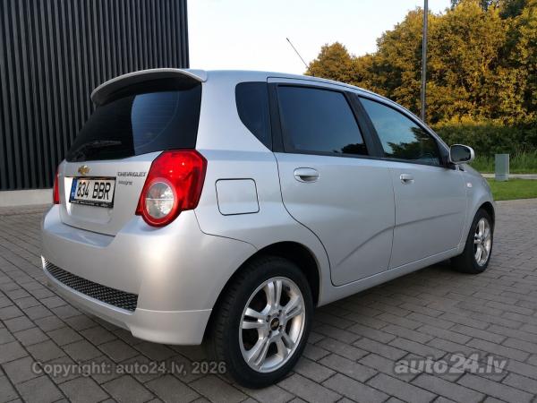Pelēks Chevrolet Aveo 2008 Tartu, ar dzinēja tilpumu 1.40 L un nobraukumu 180 tūkst. km par 1100 €, foto 3 vietnē AUTOMOTO.COM.LV
