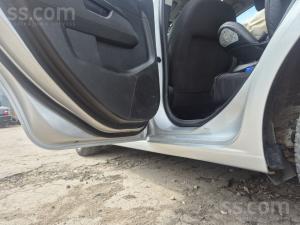 Pelēks Chevrolet Aveo 2012 Rīga, ar dzinēja tilpumu 1.20 L un nobraukumu 256 tūkst. km par 2699 €, foto 10 vietnē AUTOMOTO.COM.LV