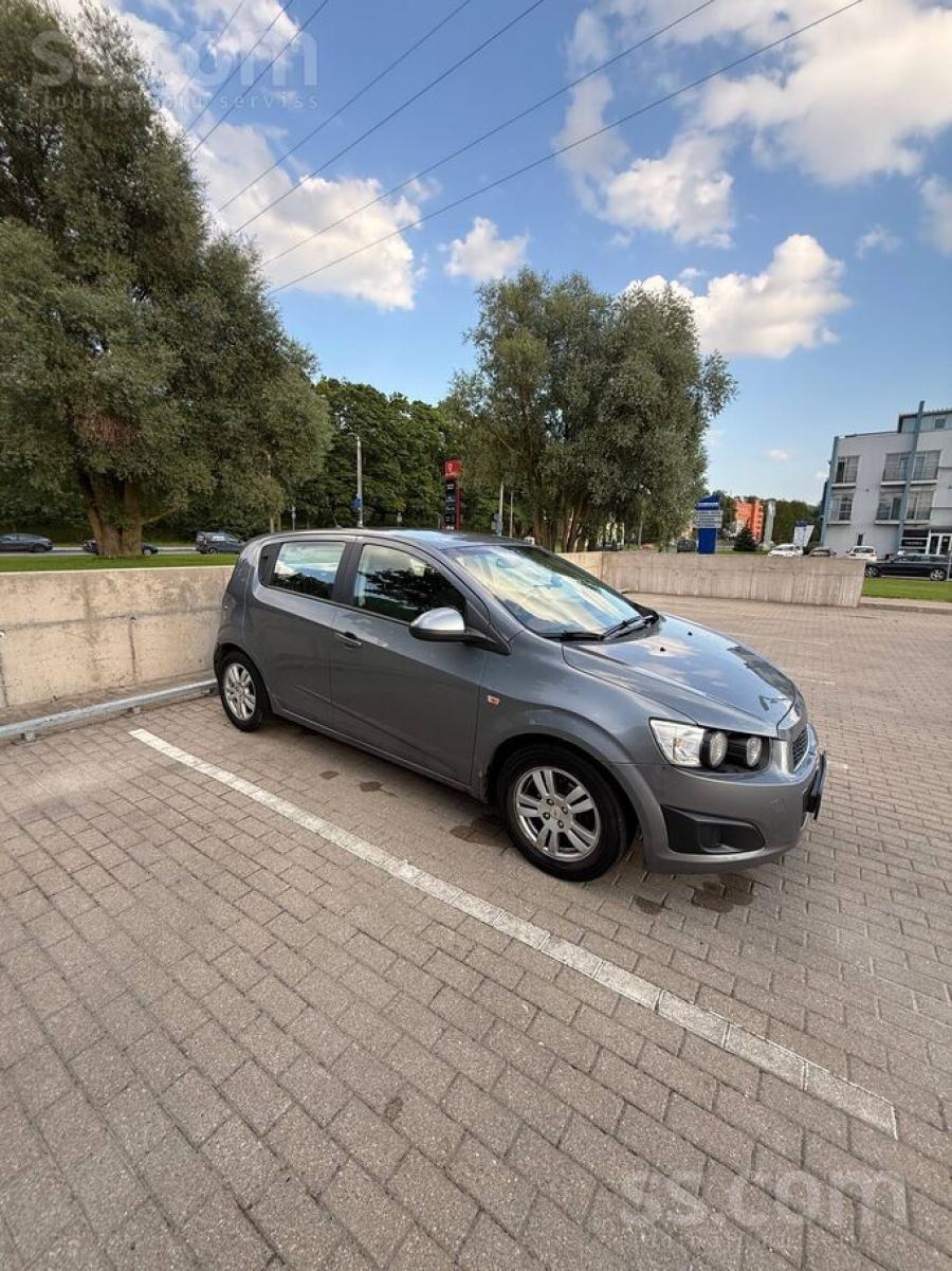 Grey Chevrolet Aveo 2013 in Riga, with an engine capacity of 1.40 L and mileage of 197 thousand km for 2099 €, photo 3 on AUTOMOTO.COM.LV