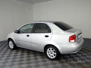 Pelēks Chevrolet Aveo 2005 Tallina, ar dzinēja tilpumu 1.40 L un nobraukumu 124 tūkst. km par 999 €, foto 5 vietnē AUTOMOTO.COM.LV