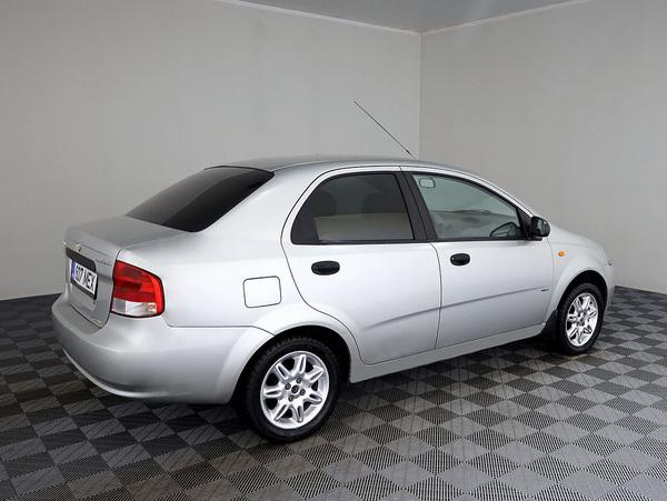 Chevrolet Aveo 2005 in Tallinn on AUTOMOTO.COM.LV Grey Chevrolet Aveo 2005 in Tallinn, with an engine capacity of 1.40 L and mileage of 124 thousand km for 699 €, photo 4 on AUTOMOTO.COM.LV