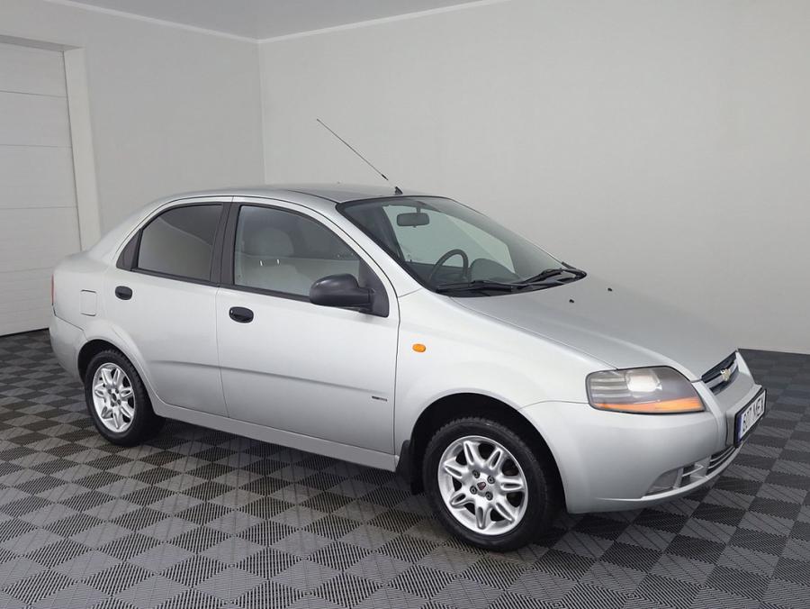 Pelēks Chevrolet Aveo 2005 Tallina, ar dzinēja tilpumu 1.40 L un nobraukumu 124 tūkst. km par 699 €, foto 9 vietnē AUTOMOTO.COM.LV