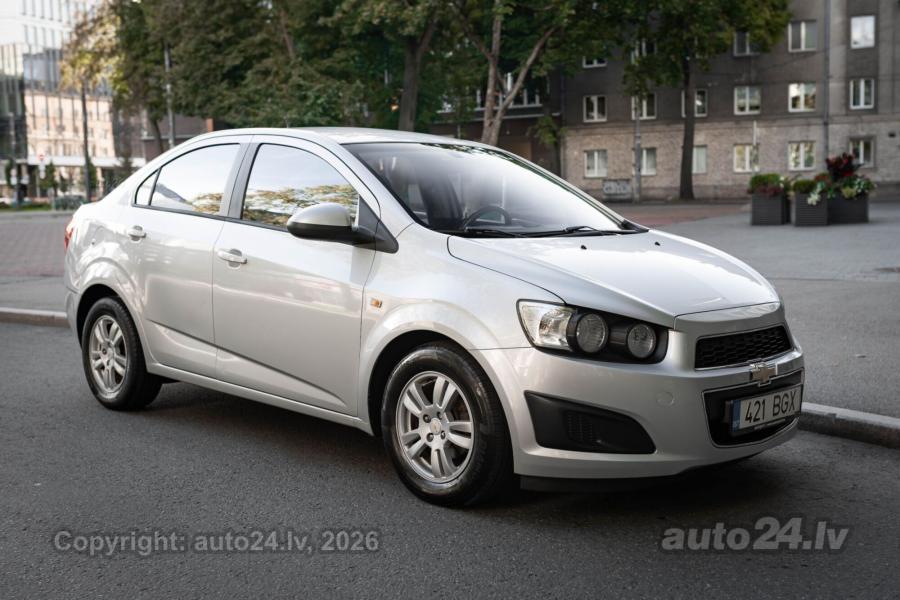 Pelēks Chevrolet Aveo 2012 Tallina, ar dzinēja tilpumu 1.40 L un nobraukumu 157 tūkst. km par 2900 €, foto 4 vietnē AUTOMOTO.COM.LV