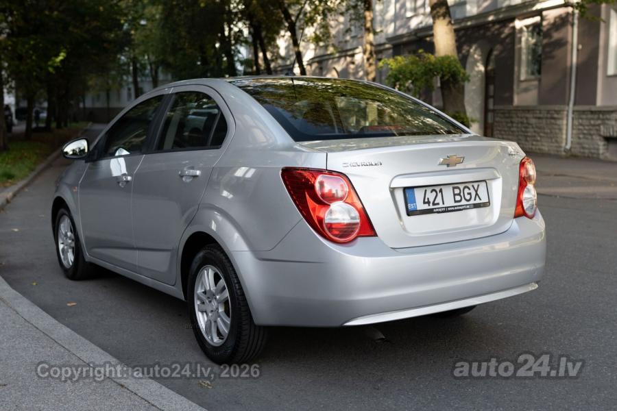 Pelēks Chevrolet Aveo 2012 Tallina, ar dzinēja tilpumu 1.40 L un nobraukumu 157 tūkst. km par 2900 €, foto 5 vietnē AUTOMOTO.COM.LV