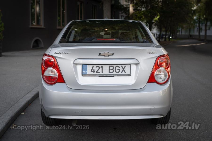 Pelēks Chevrolet Aveo 2012 Tallina, ar dzinēja tilpumu 1.40 L un nobraukumu 157 tūkst. km par 2900 €, foto 6 vietnē AUTOMOTO.COM.LV
