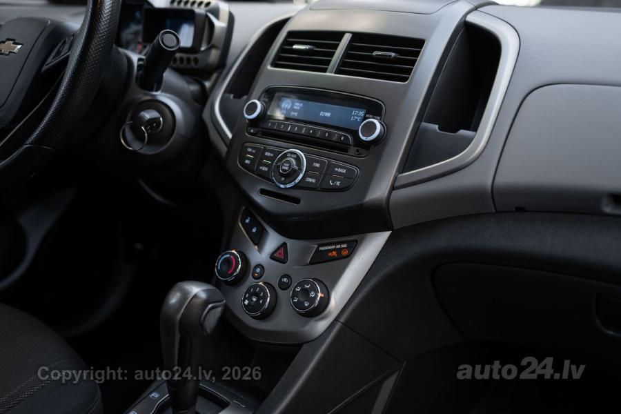 Pelēks Chevrolet Aveo 2012 Tallina, ar dzinēja tilpumu 1.40 L un nobraukumu 157 tūkst. km par 2900 €, foto 17 vietnē AUTOMOTO.COM.LV