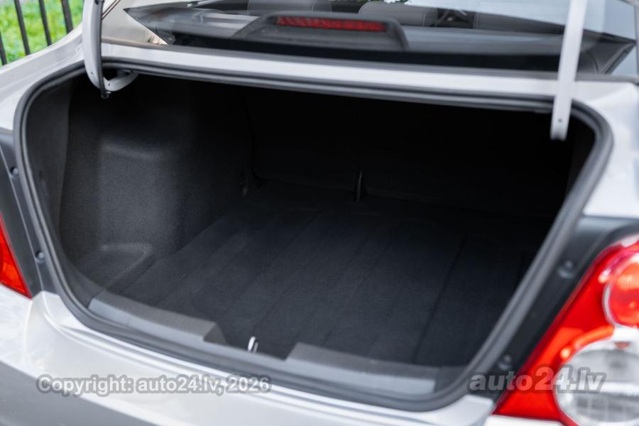 Pelēks Chevrolet Aveo 2012 Tallina, ar dzinēja tilpumu 1.40 L un nobraukumu 157 tūkst. km par 2900 €, foto 18 vietnē AUTOMOTO.COM.LV