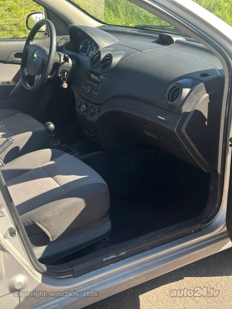 Chevrolet Aveo 2008 Tallina, ar dzinēja tilpumu 1.40 L un nobraukumu 0 tūkst. km par 1900 €, foto 10 vietnē AUTOMOTO.COM.LV